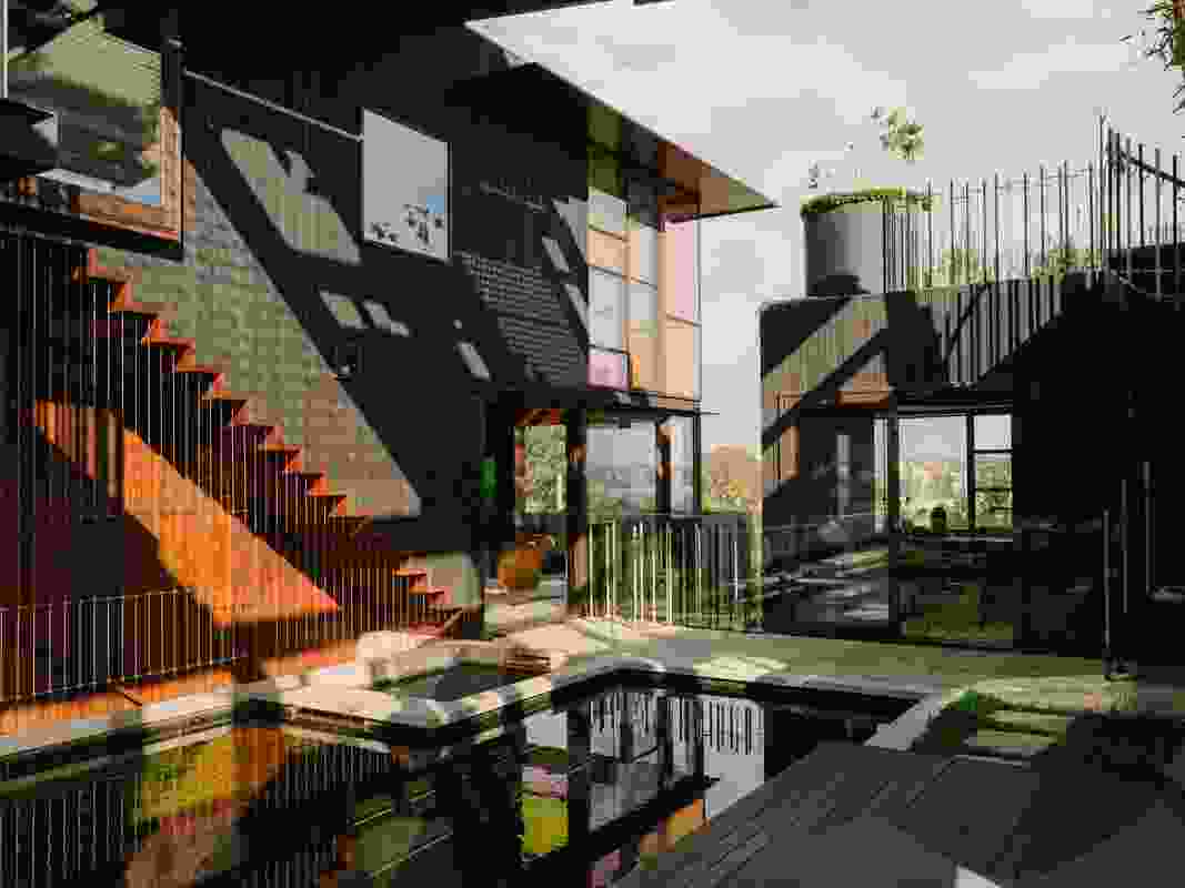 Holocene House by C Plus C Architects and Builders, Jase Sullivan and ...