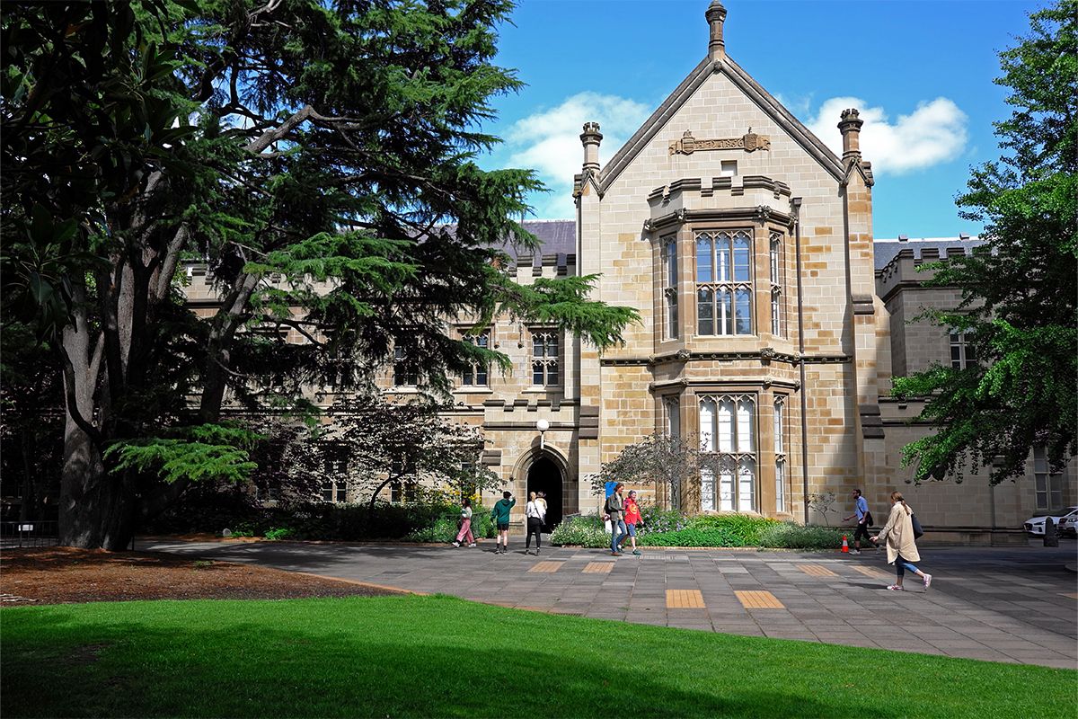 Melbourne University Old Quadrangle by Lovell Chen | ArchitectureAu