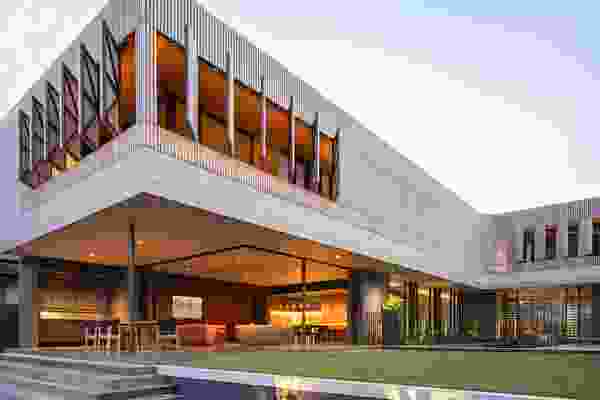 Eveneer Prefinished Veneer by Elton Group | ArchitectureAu