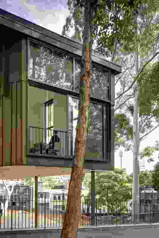 East Sydney Community and Arts Centre by lahznimmo architects ...