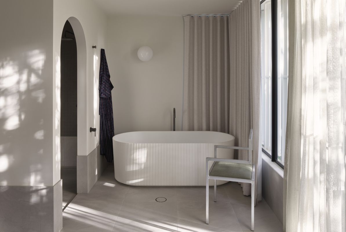 Same Same but Different House by Maytree Studios | ArchitectureAu