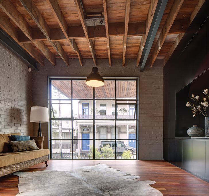 Patina and texture: 102 The Mill | ArchitectureAu