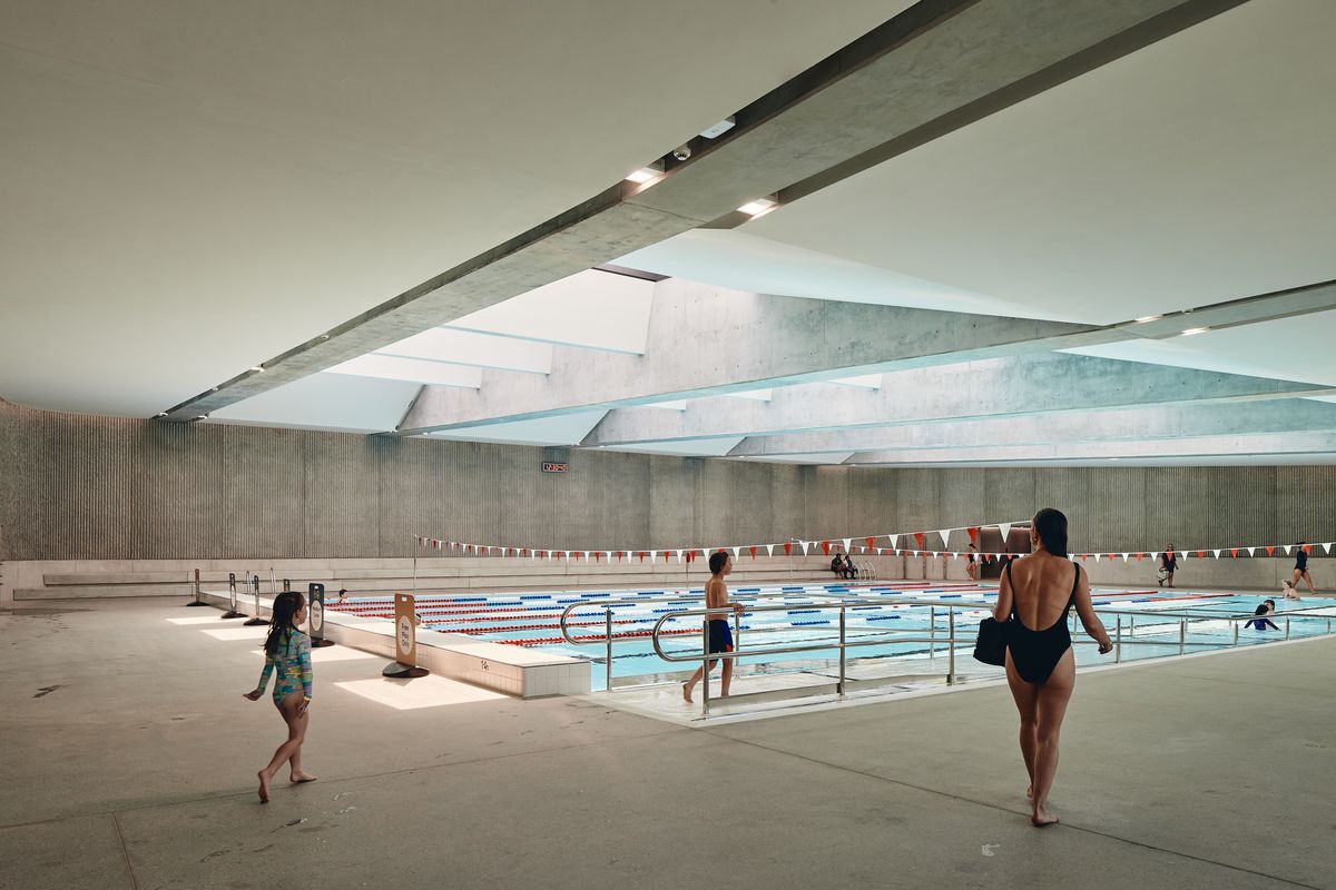 New Parramatta Aquatic Centre rings in swim season | ArchitectureAu