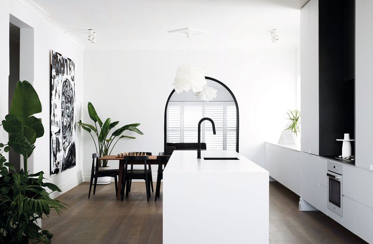State of the art: Spanish Mission House | ArchitectureAu