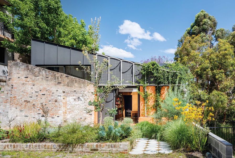 Stable House by Sibling Architecture | ArchitectureAu