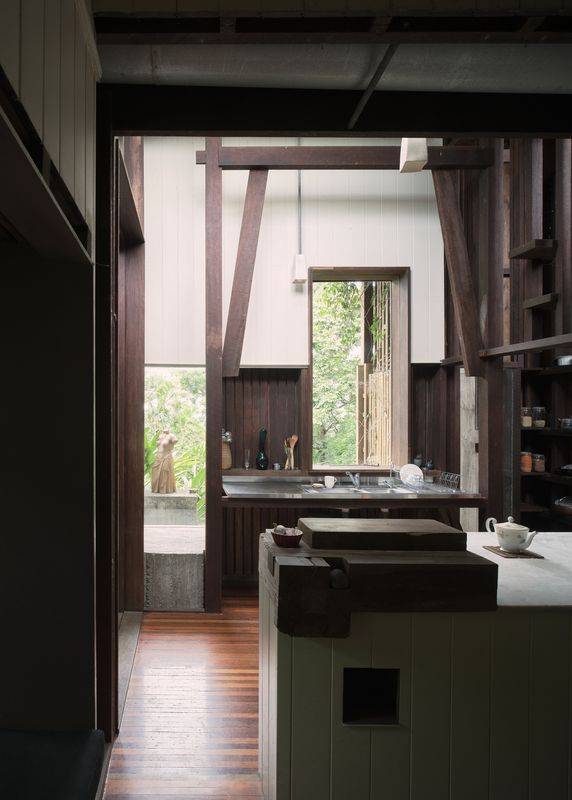 Revisited: HH House by Donovan Hill, 1993 | ArchitectureAu