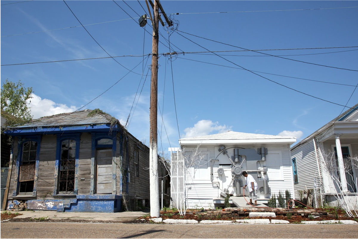 Ideas from the fringe: Lateral thinking for creative solutions ...