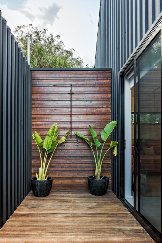 Fielder's TL-5 profile showcased on a Margaret River bush project ...