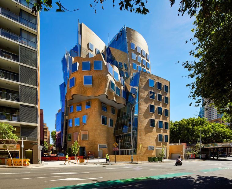 Thick skin: Dr Chau Chak Wing building | ArchitectureAu