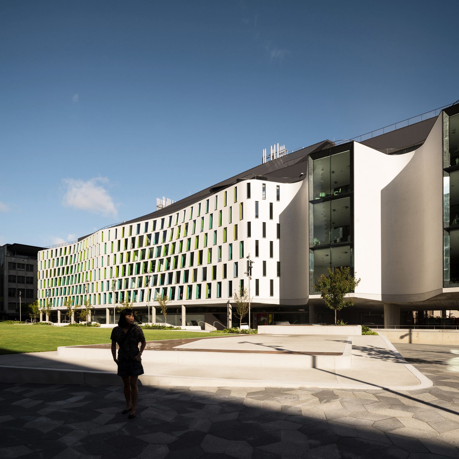 Rule bender: UTS Science and Health Building | ArchitectureAu