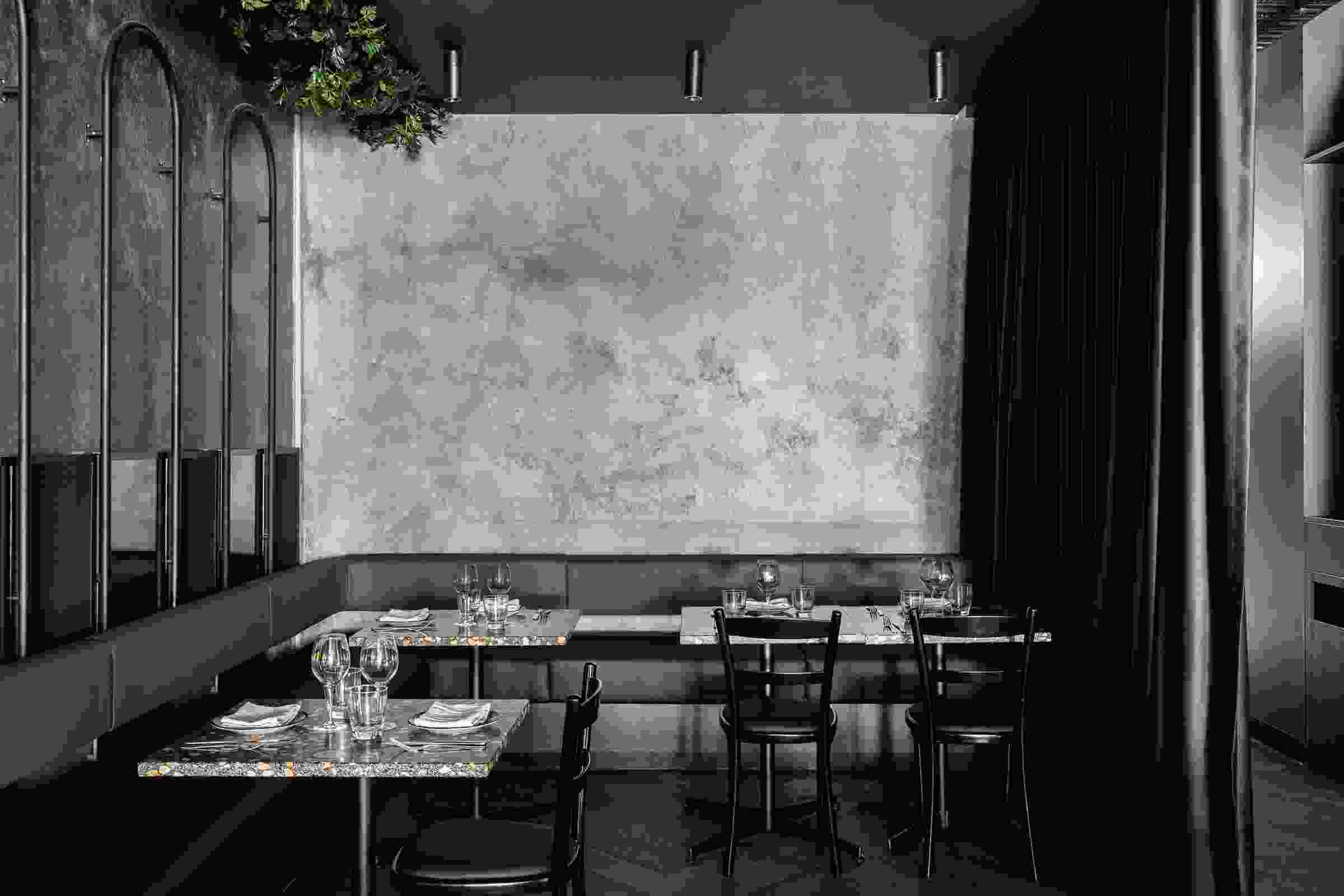 Neapolitan dreams: 400 Gradi | ArchitectureAu