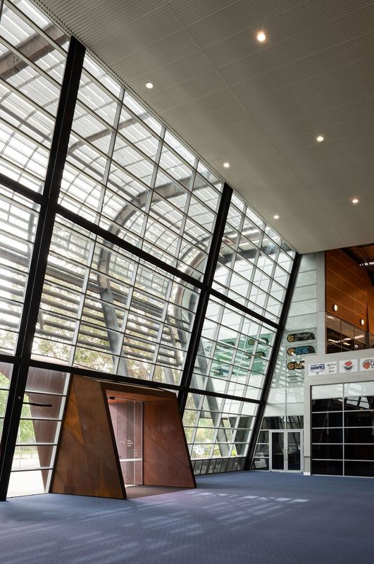 Bendat Basketball Centre by Hunt Architects | ArchitectureAu