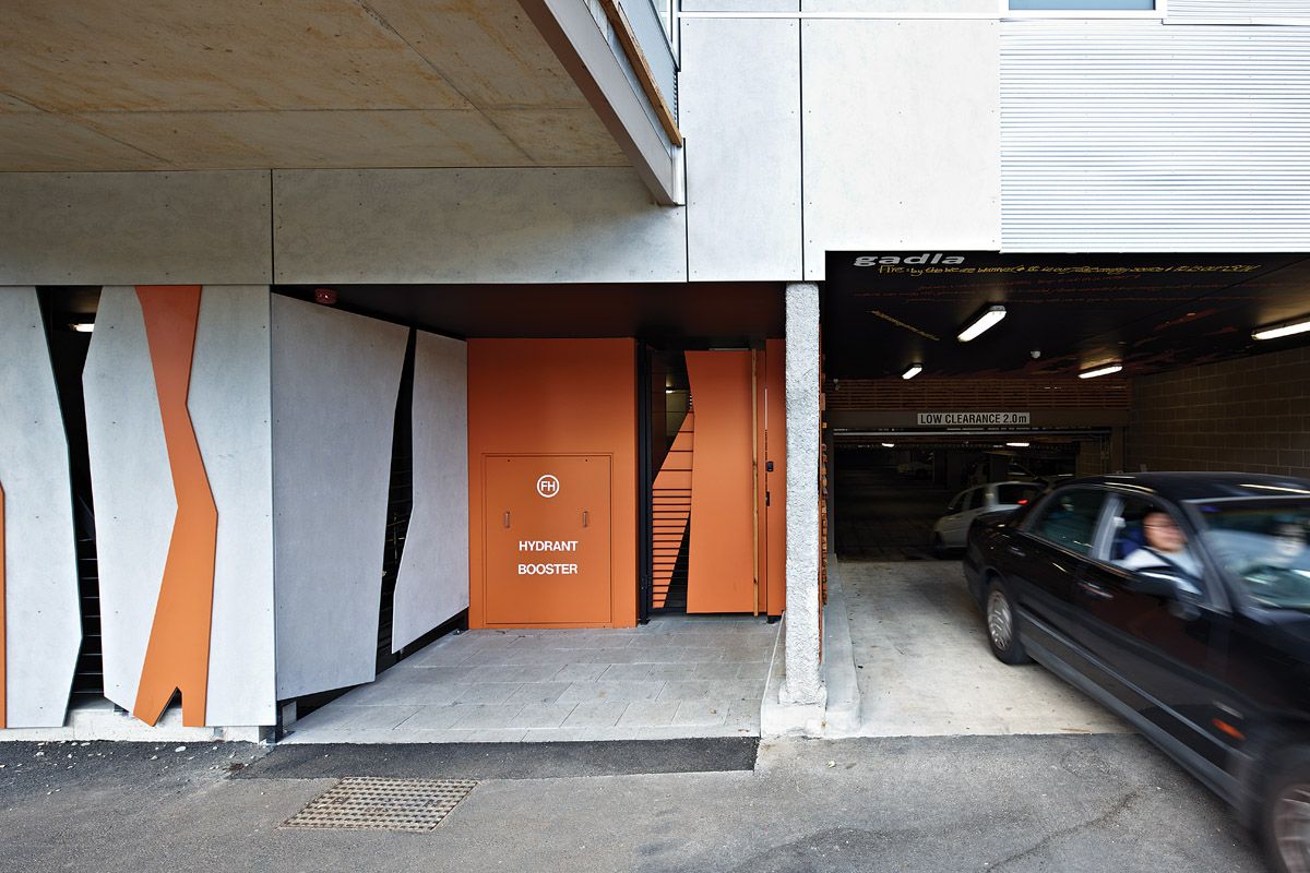 Whitmore Square affordable eco-housing by Troppo Architects ...