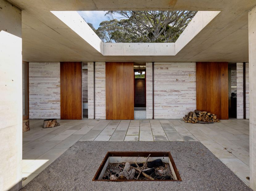 Invisible House | ArchitectureAu