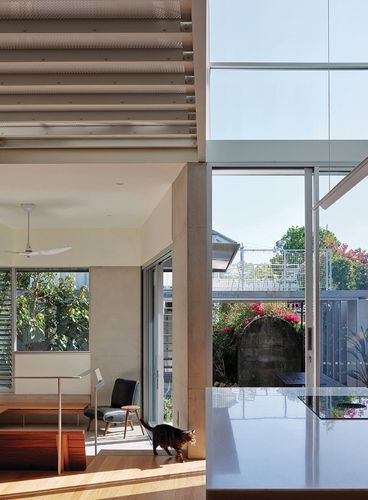 Floating Gable House by Phorm Architecture and Design | ArchitectureAu