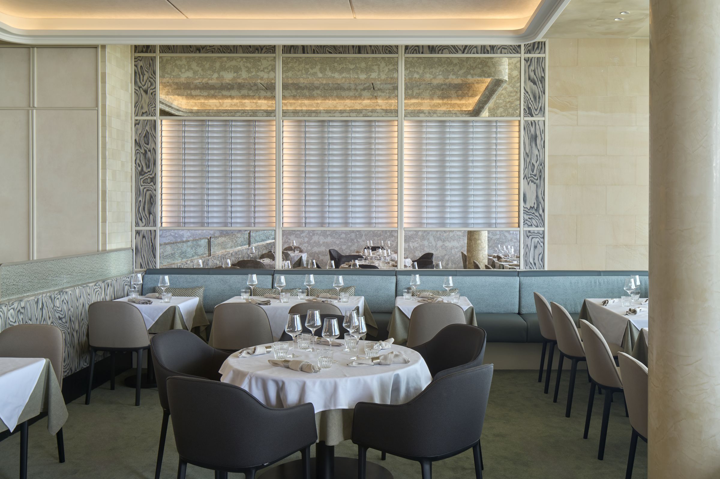 Gibney by Rezen | ArchitectureAu