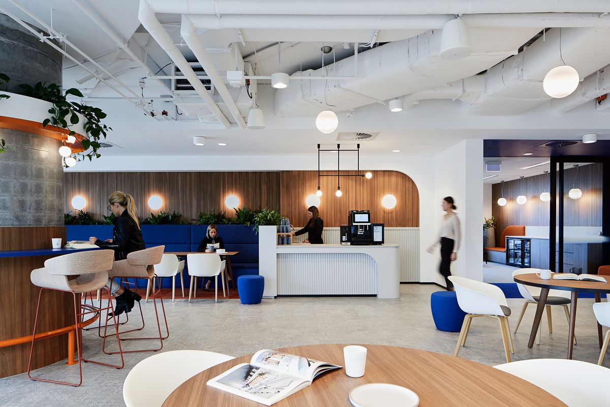 Diversity in thinking and culture: IDP Education office | ArchitectureAu