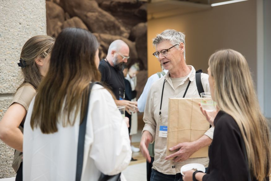 Possibilities for decentralised urbanity explored in An/Other City ...