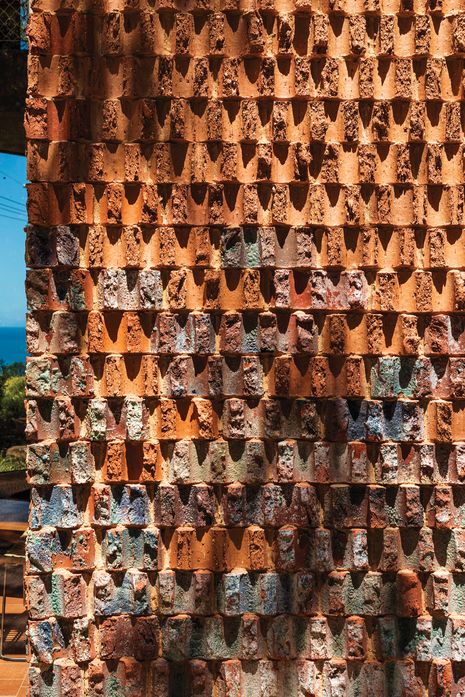 Burnt Earth Beach House by Wardle | ArchitectureAu