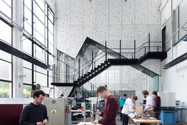 Spatial drama: The University of Melbourne Engineering Building ...