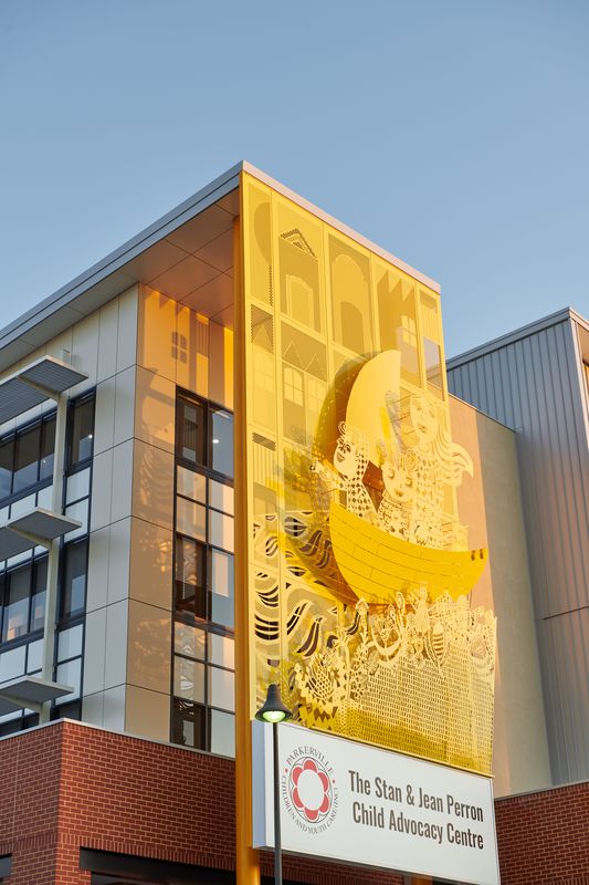 Stan & Jean Perron Child Advocacy Centre by Hunt Architects ...