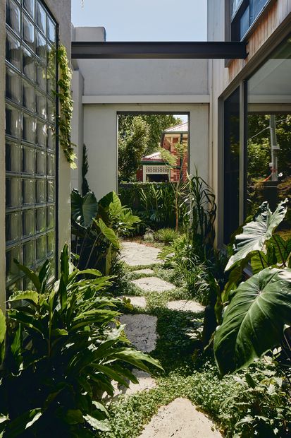 The Corner Shop House by Kister Architects | ArchitectureAu