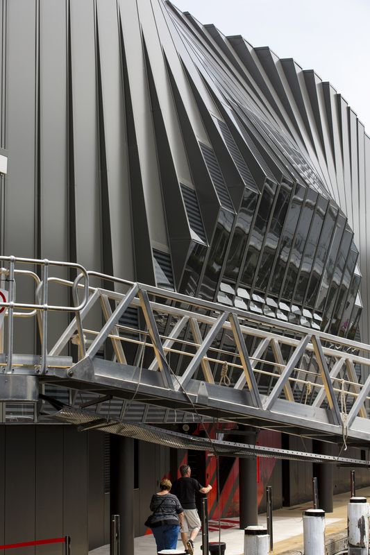 Insulated panels achieve complex facade design for Australian National ...