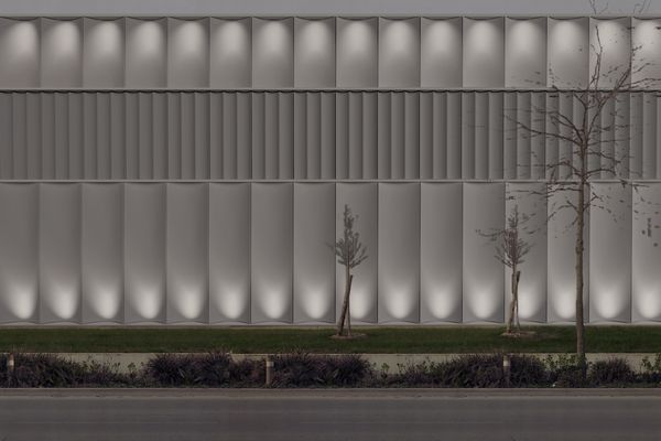 Creating dynamic illuminated facades with Solidal's Tego modules ...