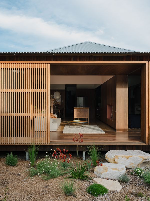 Aru House by Curious Practice | ArchitectureAu