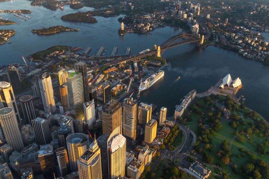 ‘Soaring but seductive’: Sydney tower inspired by natural landscape ...