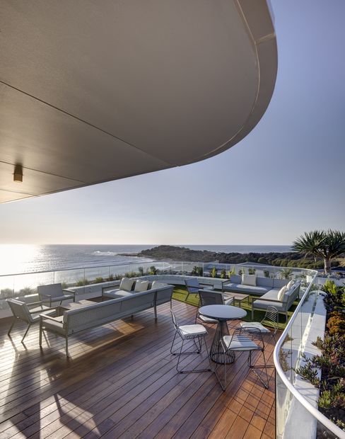 Surf Hotel by Design King Company | ArchitectureAu