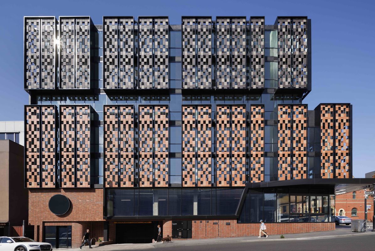 151 Toorak Road by Bird de la Coeur Architects | ArchitectureAu