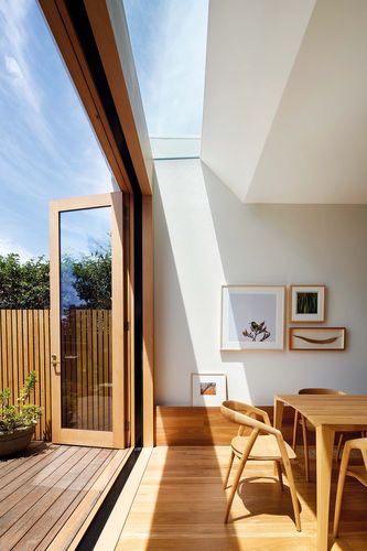 Elegant and comfortable: Hood House | ArchitectureAu