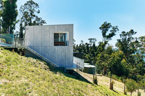 Spotlight: Building for bushfire | ArchitectureAu