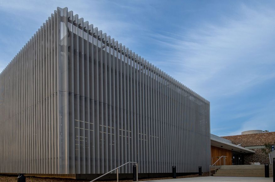 PMP U Series architectural screening by Solidal | ArchitectureAu