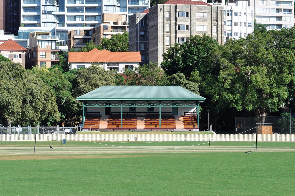 Reg Bartley Oval grandstand and kiosk | ArchitectureAu