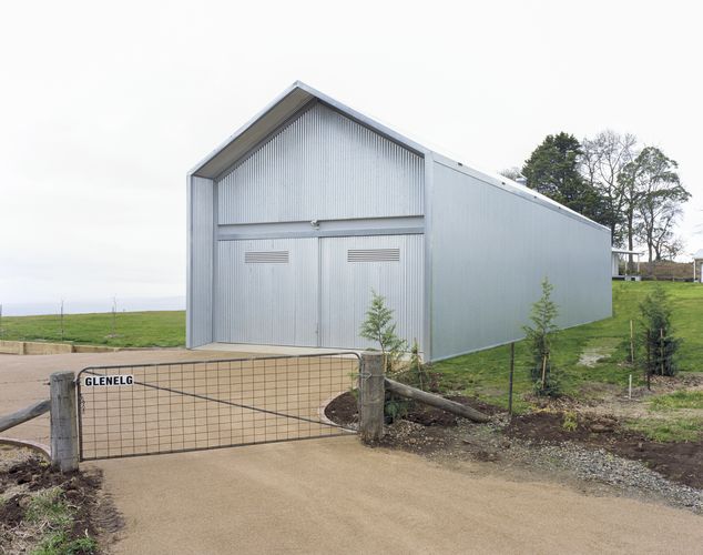 Hay Barn by Ian Moore Architects | ArchitectureAu