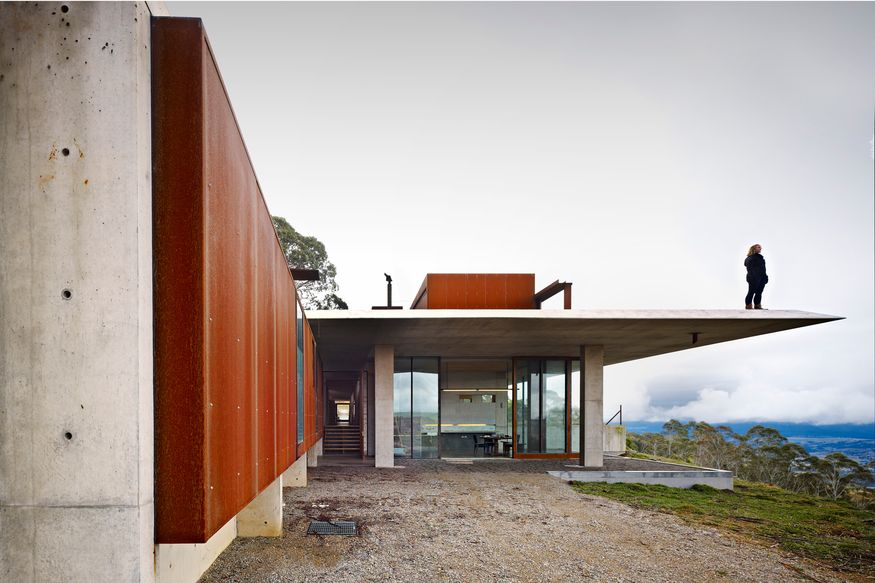 Invisible House | ArchitectureAu