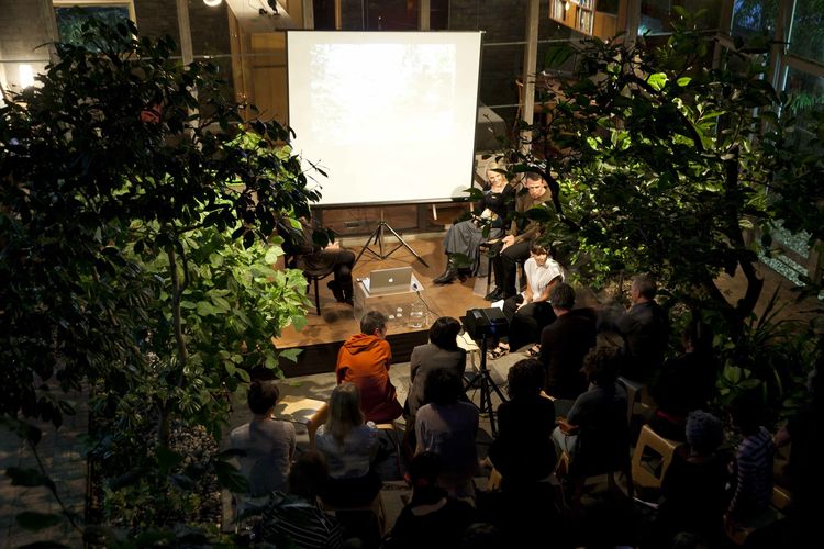 Boyd meets Neeson Murcutt at Our Houses | ArchitectureAu