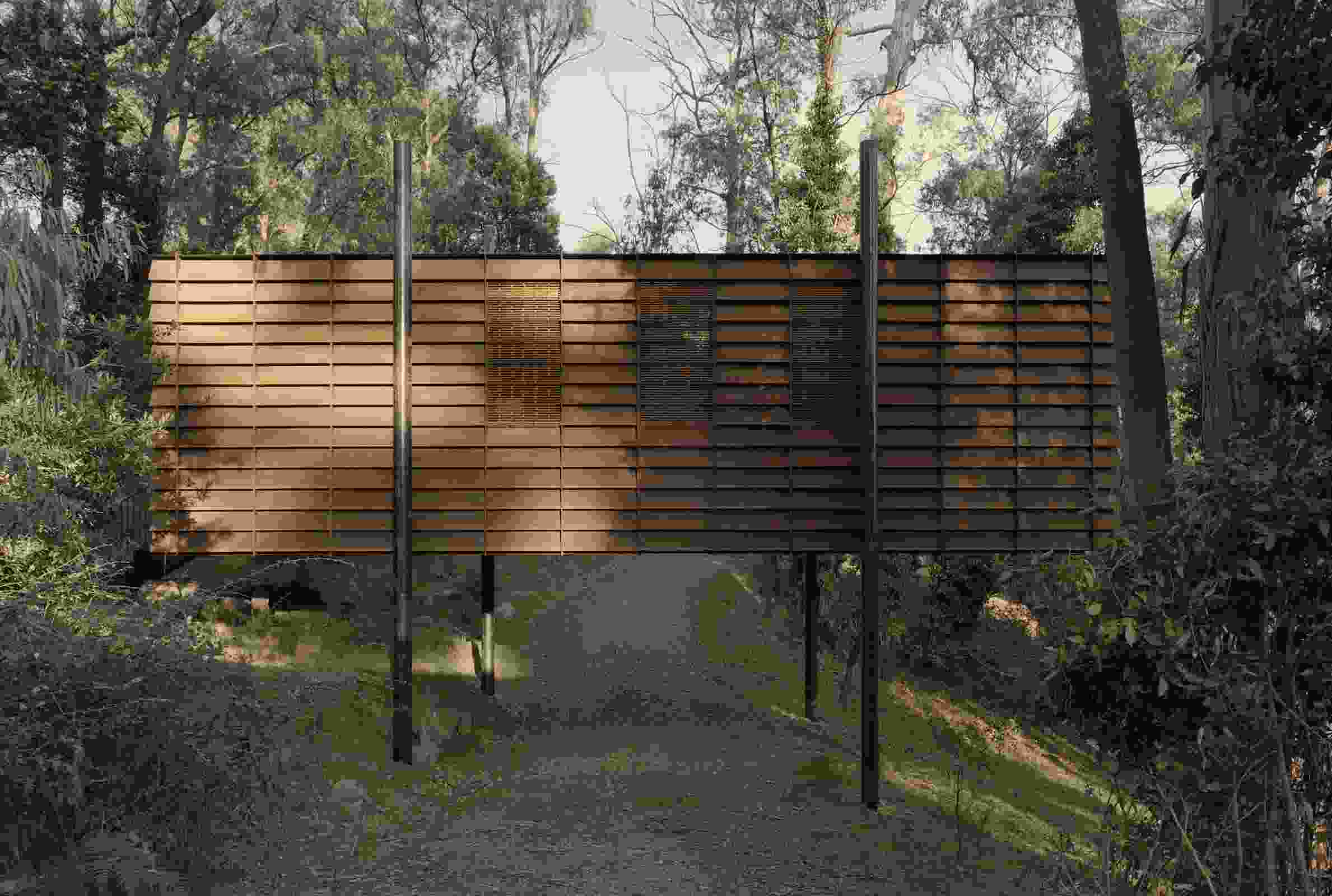 Sawmill Treehouse by Robbie Walker | ArchitectureAu