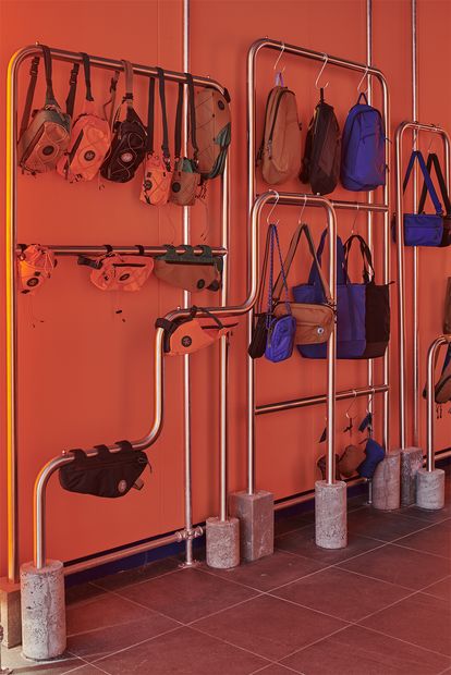 Crumpler Melbourne by WOWOWA Architecture | ArchitectureAu