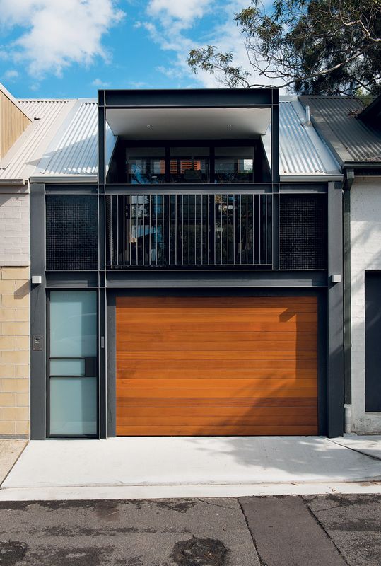 Upside-down and Back-to-front House | ArchitectureAu