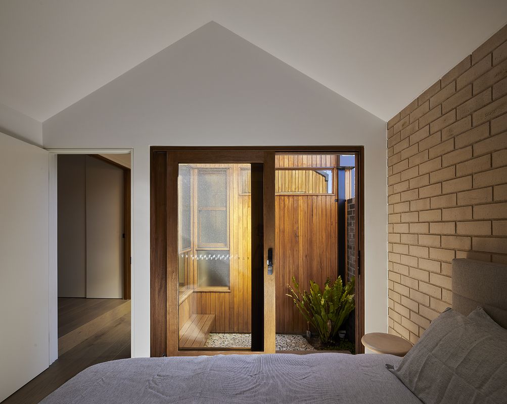 Shadow House by Wyk Architecture | ArchitectureAU