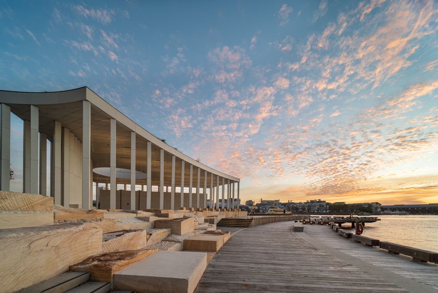 Long-awaited Pier Pavilion opens on Sydney Harbour | ArchitectureAu
