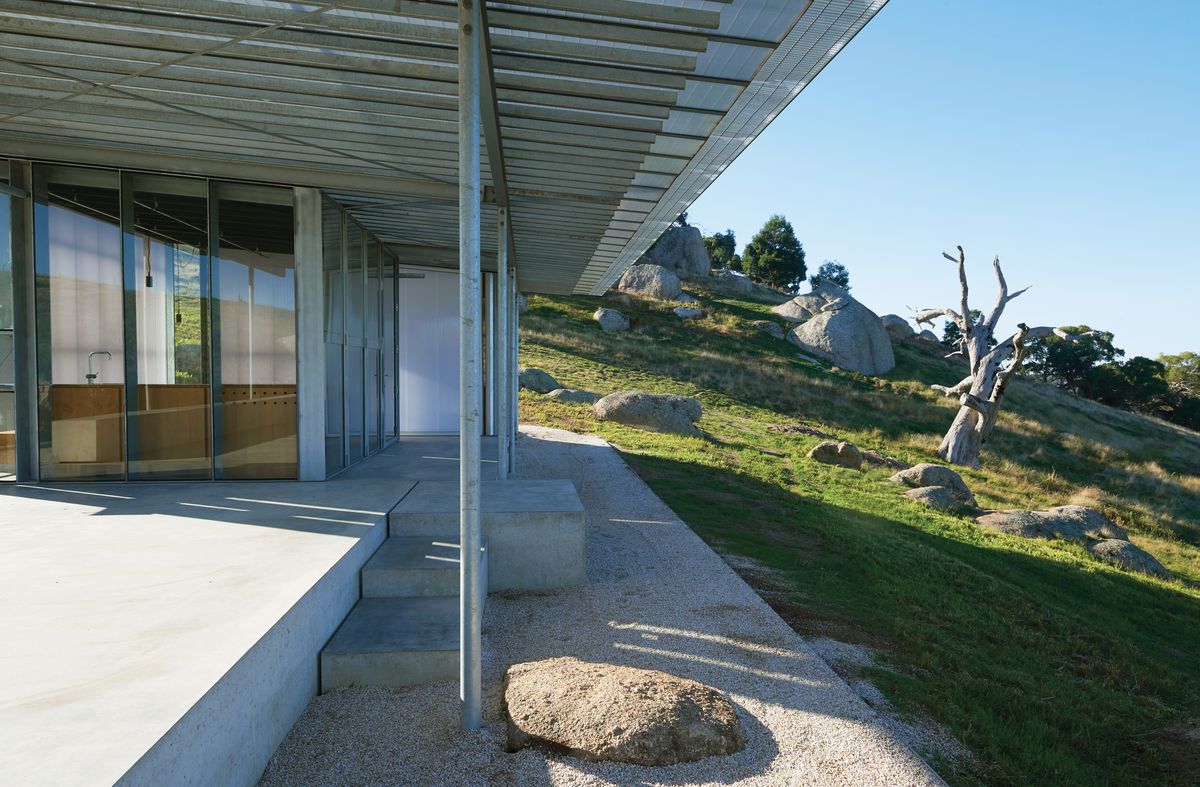 Shack in the Rocks by Sean Godsell Architects | ArchitectureAu