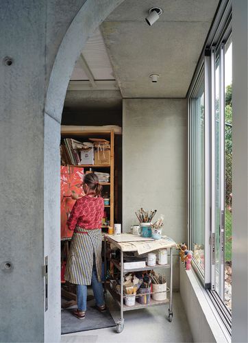 Floating Gable House by Phorm Architecture and Design | ArchitectureAu