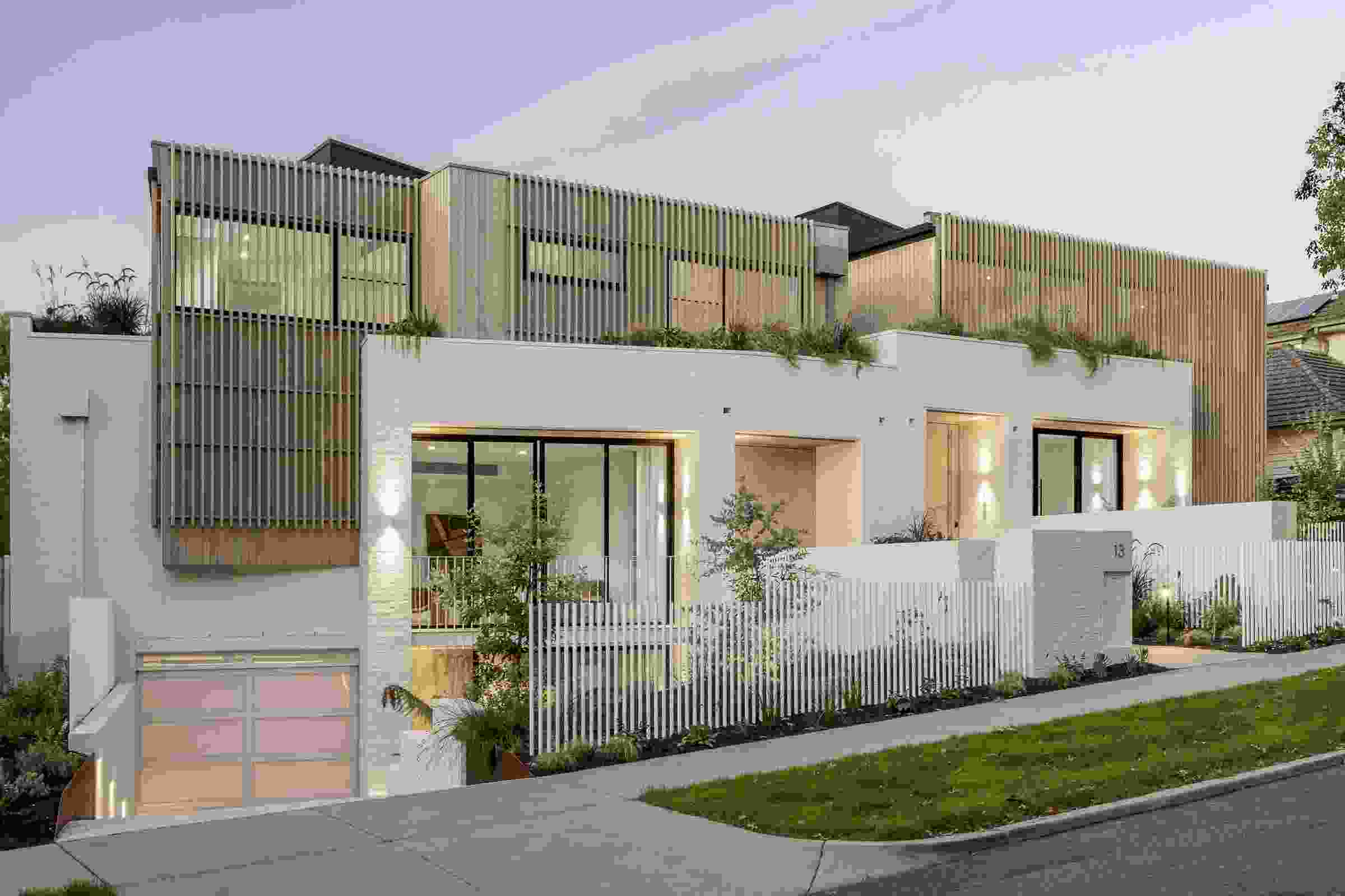 ASH hardwood elevates Melbourne townhouses | ArchitectureAu