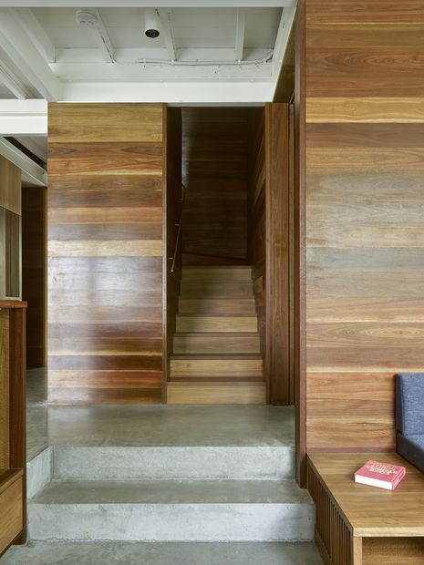 Raising the bar: Bardon Undercroft House | ArchitectureAu