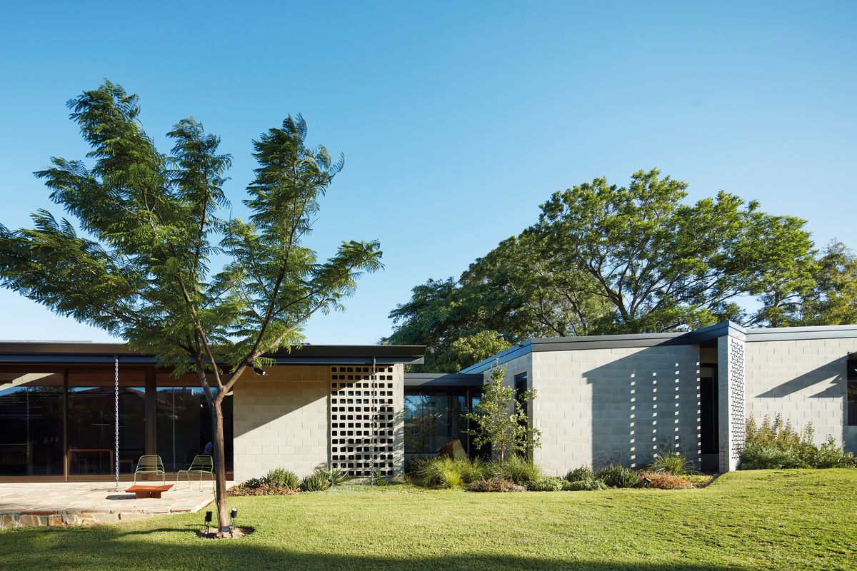 Deepwater House by AHA Studio | ArchitectureAu