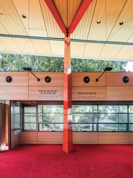 Exuberant allegory: Emanuel Synagogue | ArchitectureAu